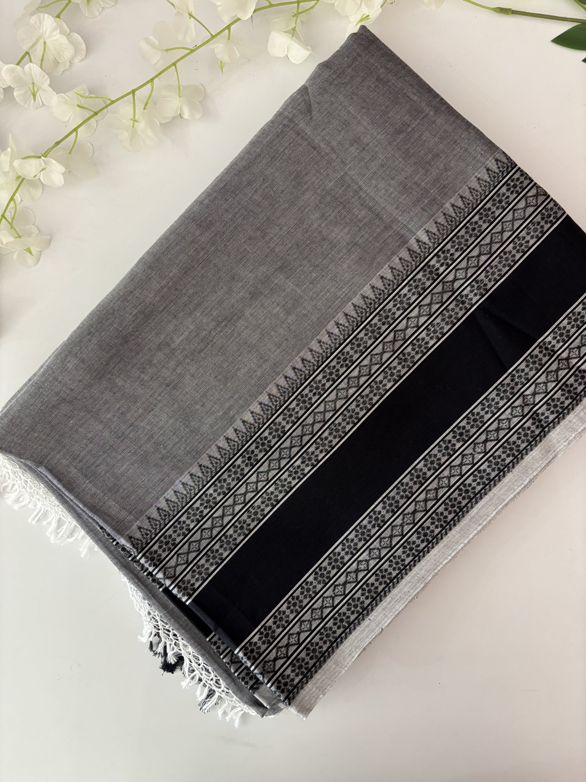 Authentic Grey Bengal Phulia Cotton Sarees - Handwoven Elegance at ...