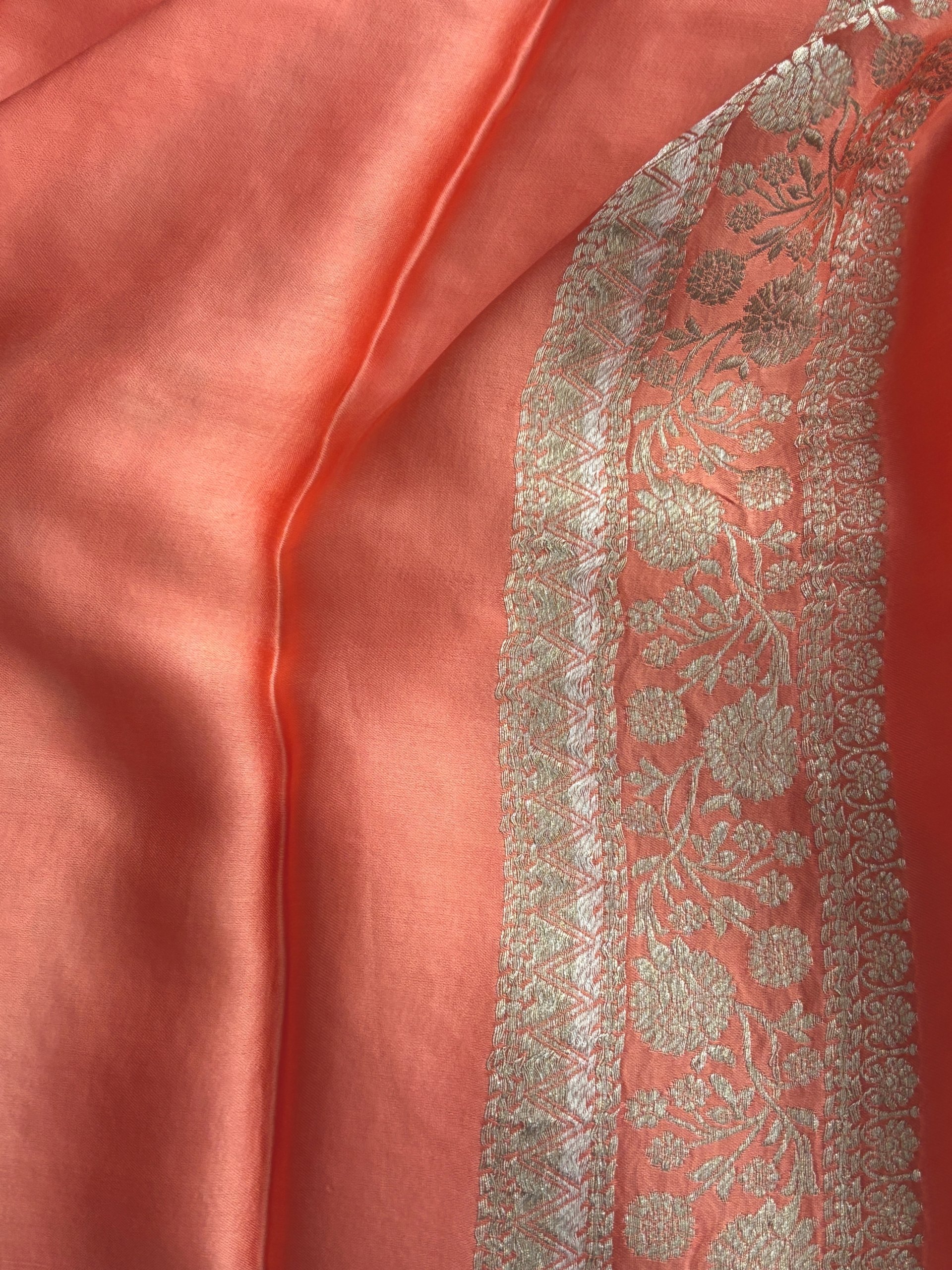 Light Peach Exquisite Banarasi Mashru Silk Saree – Blend of Luxury ...