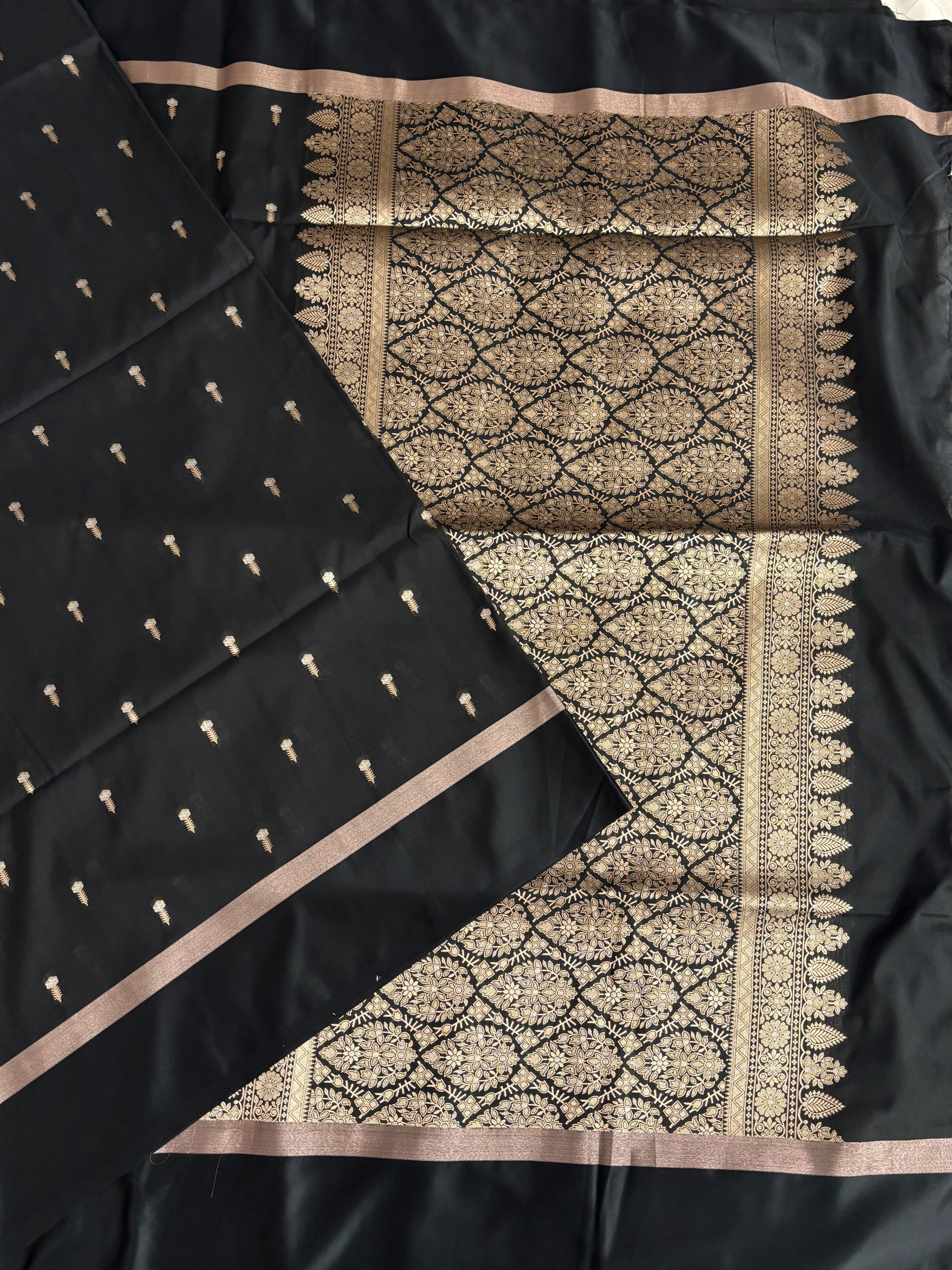 Black Mashru Silk Sarees – Lustrous Heritage Weaves | Vardhman Collection