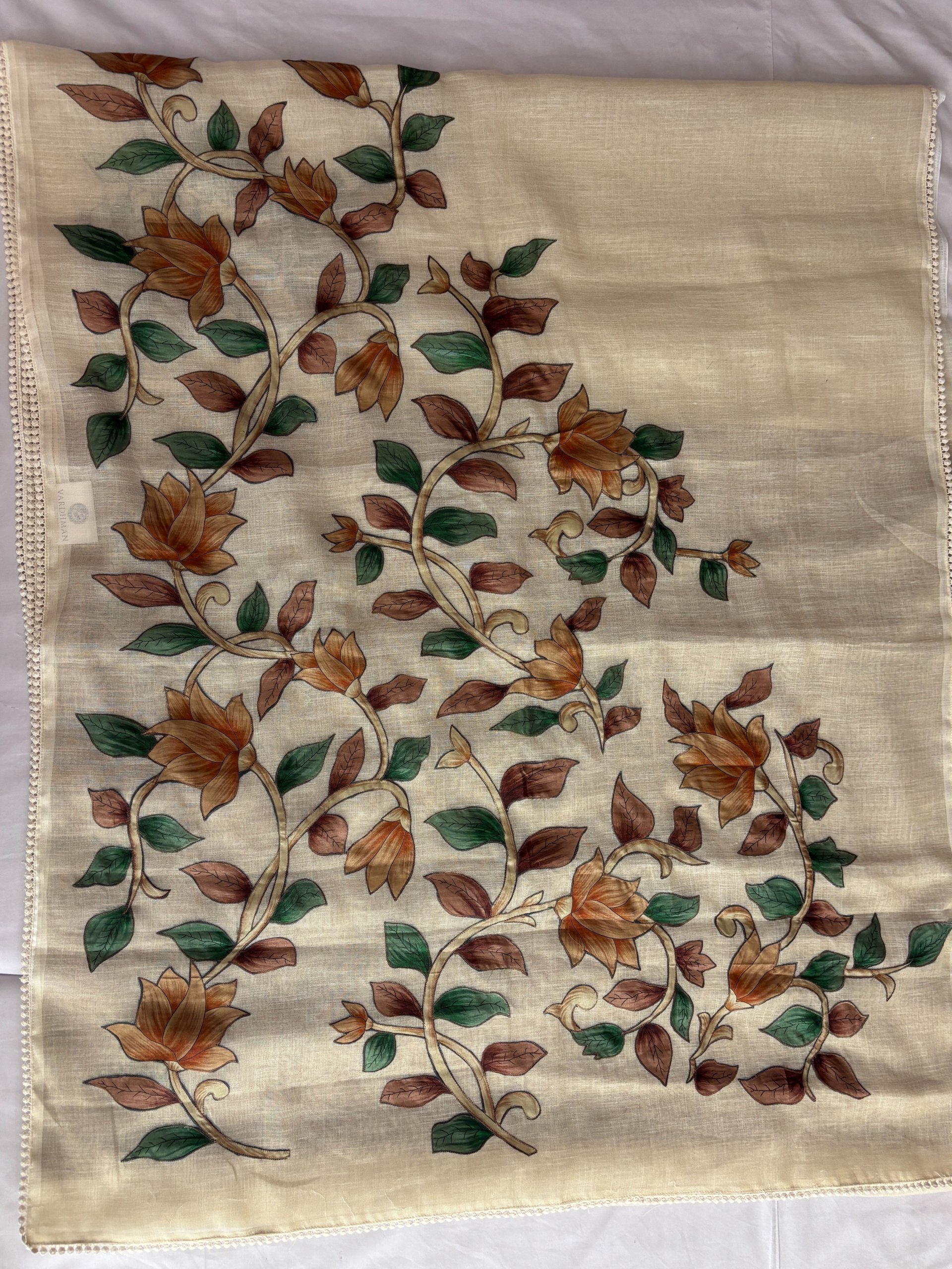 Elegant Applique Work Sarees – Handcrafted Designs for Every Occasion ...